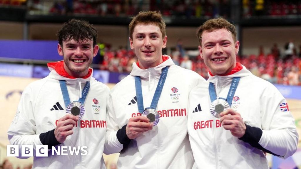 Dad of Stamford Olympian Ed Lowe 'blown away' by silver medal win - BBC ...