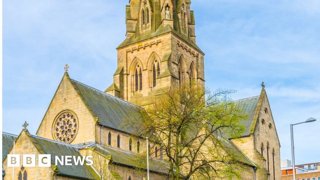 Nottingham Cathedral restoration awarded £800,000 Lottery grant - BBC News
