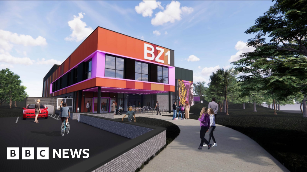 Giant new Bristol youth club given green light - BBC News
