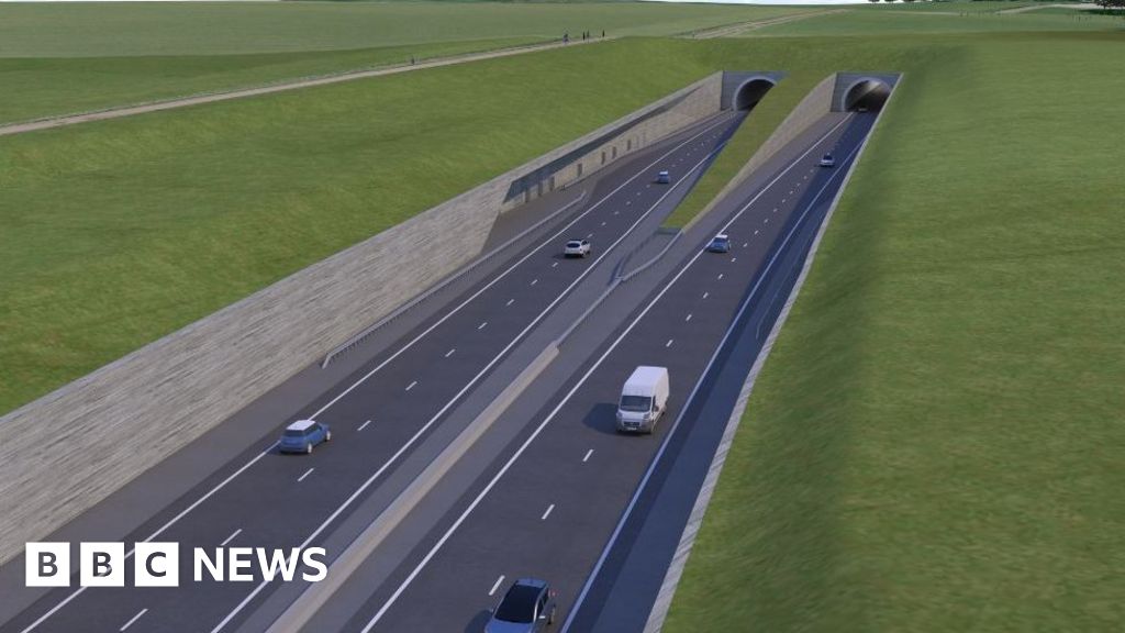 Stonehenge A303 tunnel plans will 'protect and enhance' monument - BBC News