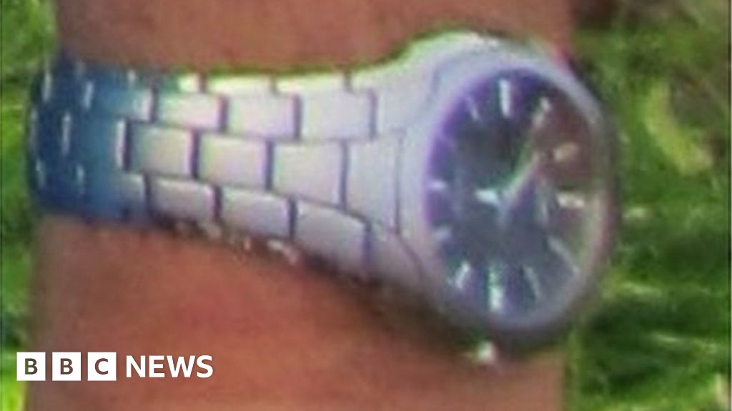 Warrington murder probe: Appeal to find missing watch - BBC News