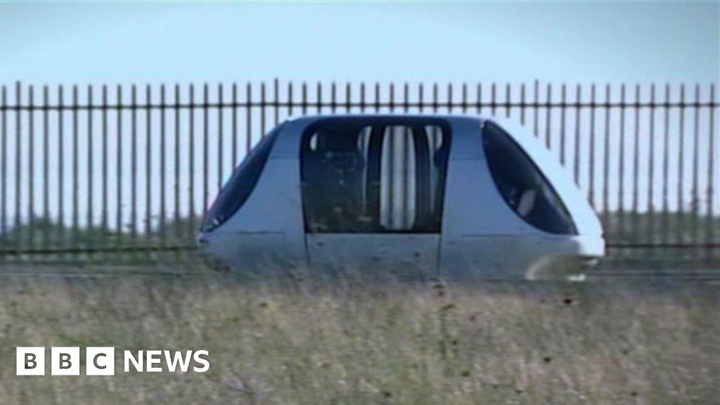 Cardiff Metro: 30 years in 60 seconds - BBC News