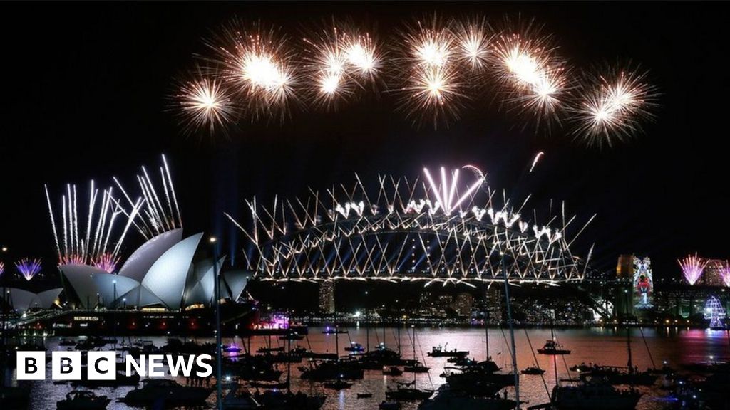 How New Year's Eve is celebrated around the world - BBC News