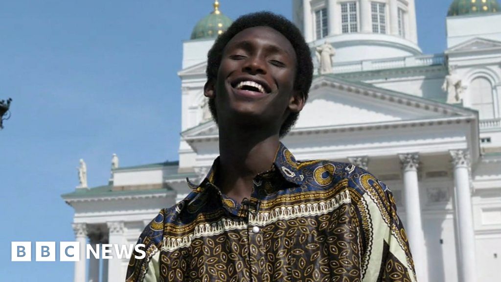Somali model Zakarie Ali: From grocery seller to catwalk