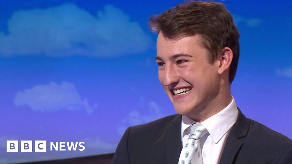 Oliver Riley on Tories attending music festival - BBC News