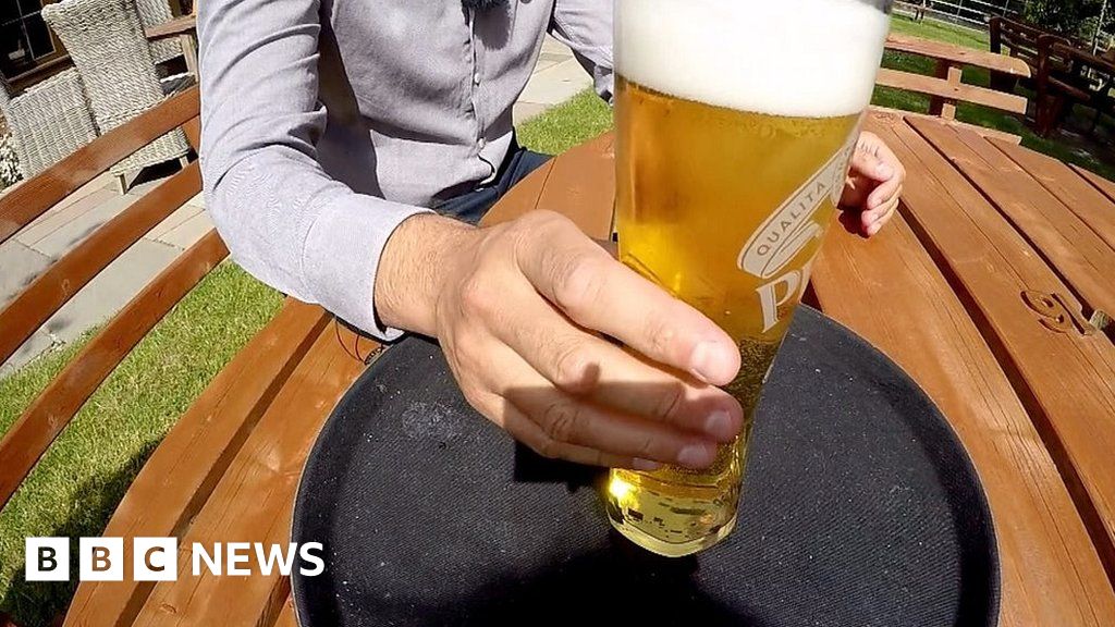Coronavirus: What a post-lockdown pub could look like - BBC News