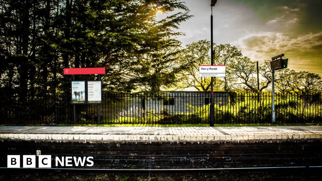 Borderlands line rail stations set for £280k revamp - BBC News