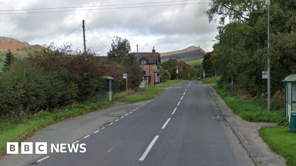 Two killed and five injured in Leek car crash - BBC News