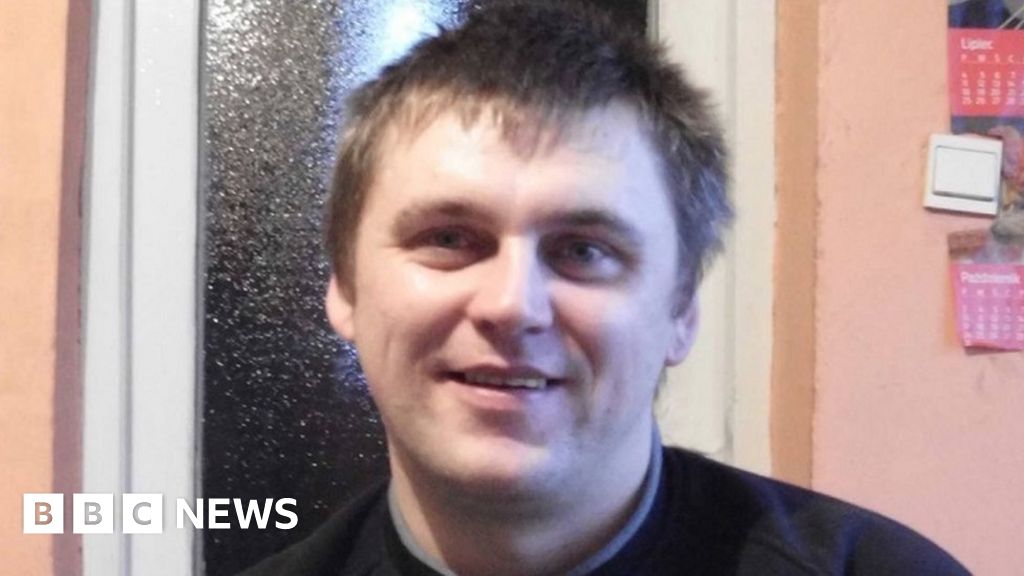 Rapist jailed for violent attack on stranger in Paisley - BBC News