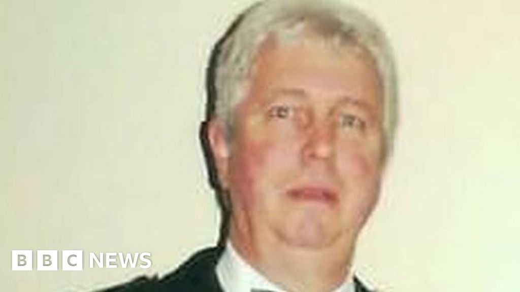 Tributes to 'loving' biker killed in Pembroke 4x4 crash - BBC News