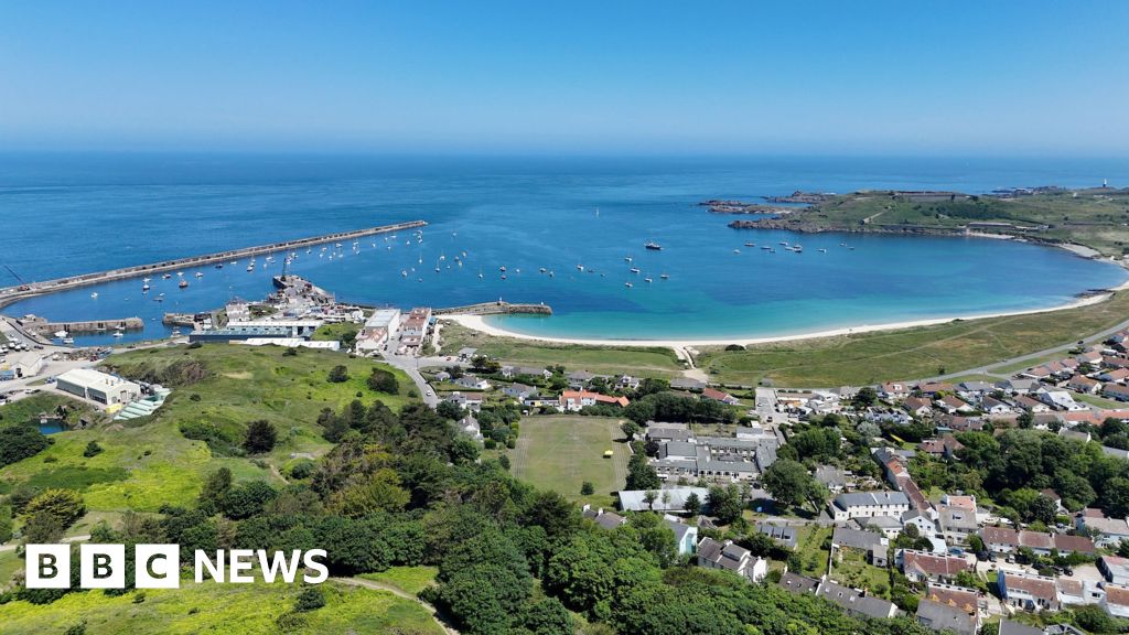 Subsidised ferry service dropped after failed tender process
