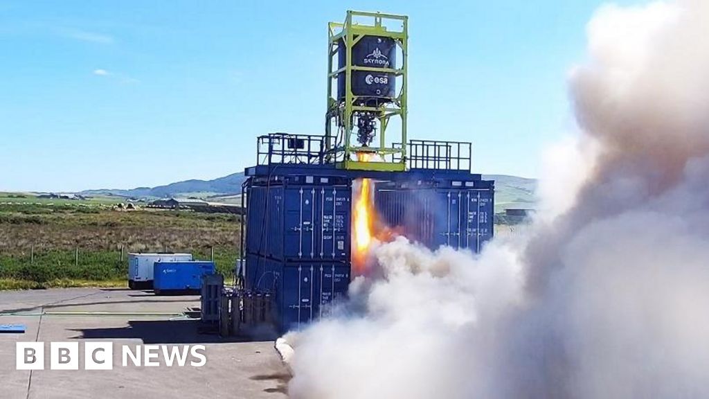 Argyll rocket test takes firm closer to Shetland launches - BBC News