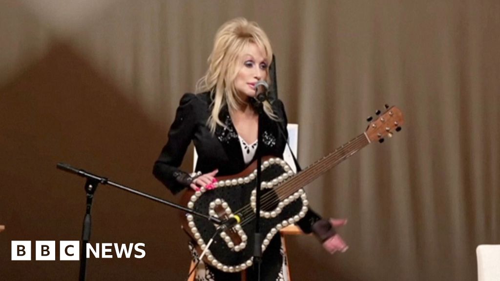 Dolly Parton surprised with Kentucky's highest honour