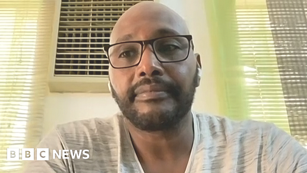 Sudan violence: Scottish family tells of gunshots at their door - BBC News