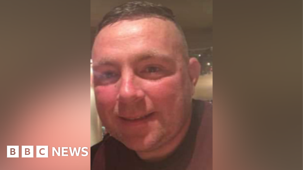 Tributes for Villa fan who raised thousands for charity - BBC News