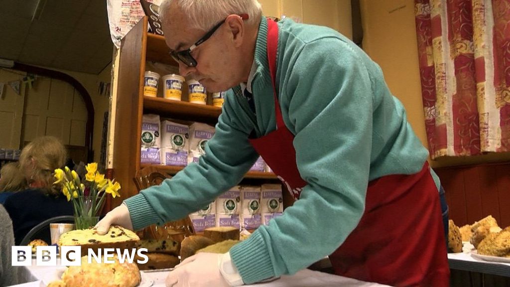 Bonnag World Championships: Manx baker claims title - BBC News