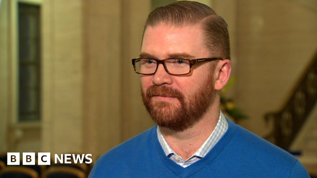 Stormont talks: DUP's Simon Hamilton in 'no doubt' deal will be agreed ...