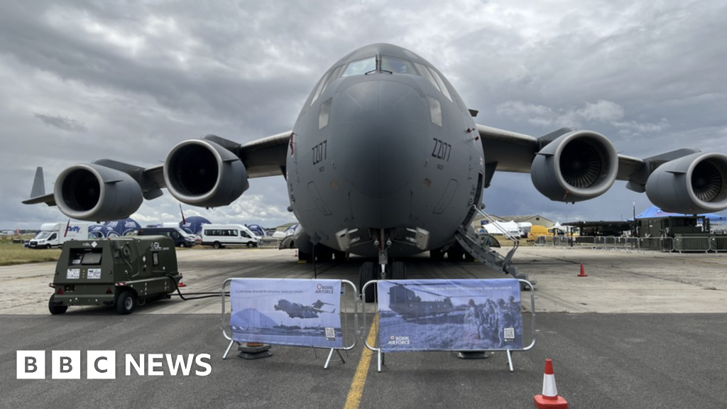 RIAT: Plane that returned Queen's coffin at air show - BBC News