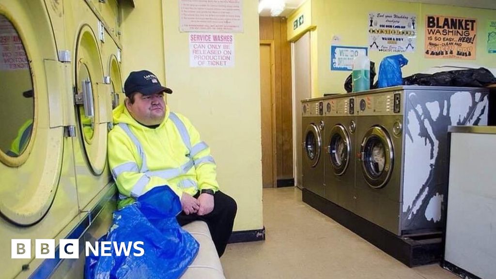 Preston photographer snaps every launderette in home town - BBC News