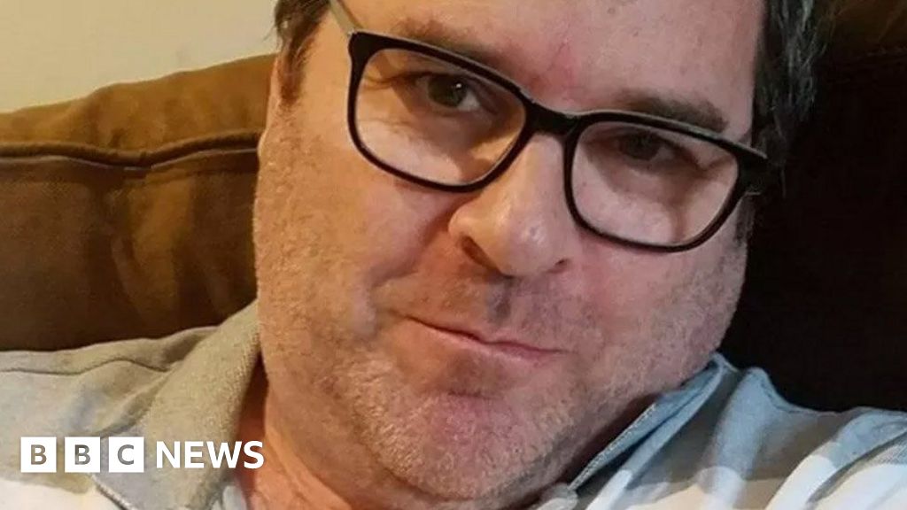 Redditch stab victim's friend against mandatory jail time for possession