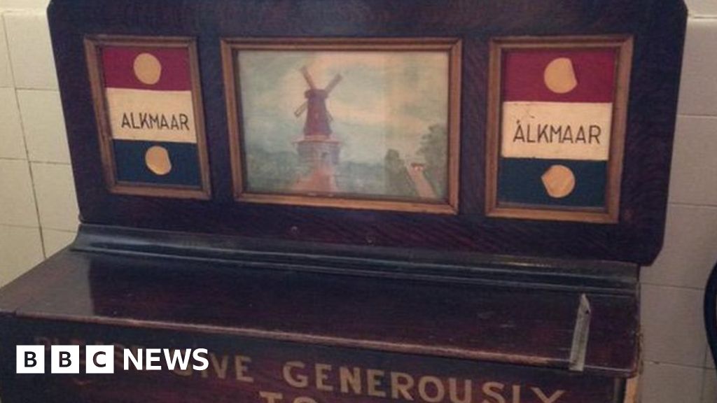 Bath group hopes to restore rare Dutch barrel organ - BBC News
