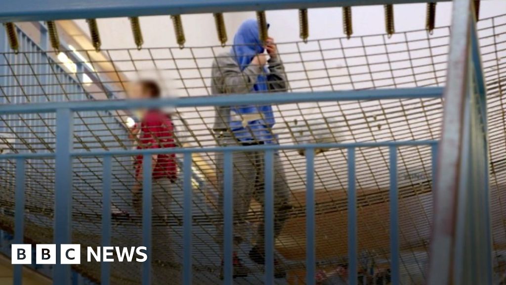 HMP Winchester: Disturbances before riot filmed at jail