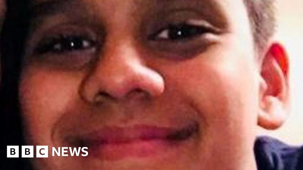 Missing Aberdeen boy, 15, traced after appeal - BBC News