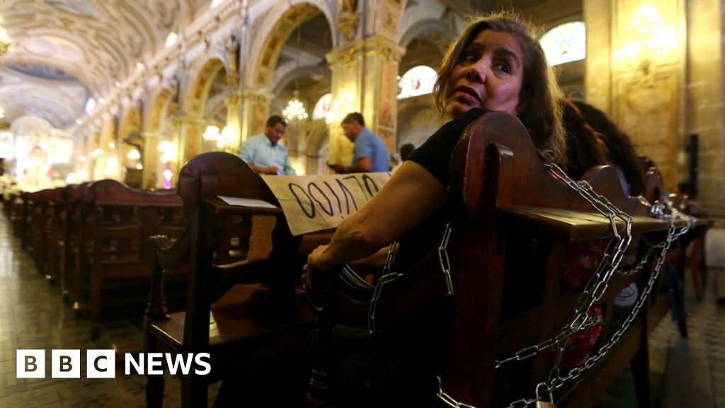 Chile anger as jailed Pinochet reign abusers ask forgiveness - BBC News