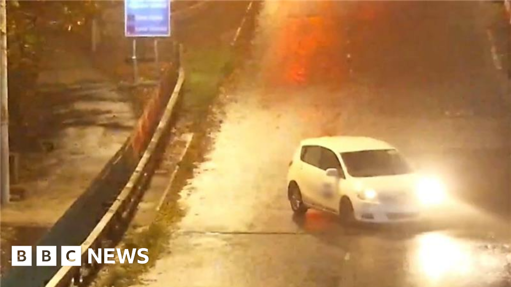 Humberside Police releases further Operation Snap driving videos - BBC News