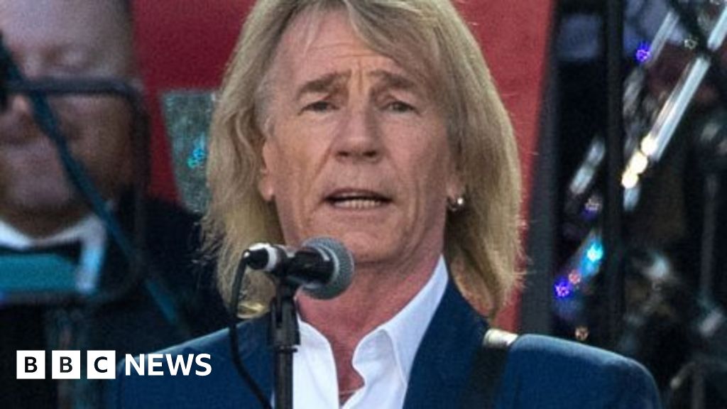 Status Quo guitarist Rick Parfitt pulls out of autumn tour - BBC News