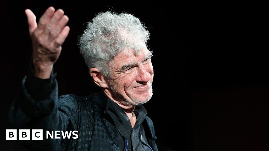 Christopher Doyle: What does a cinematographer do? - BBC News