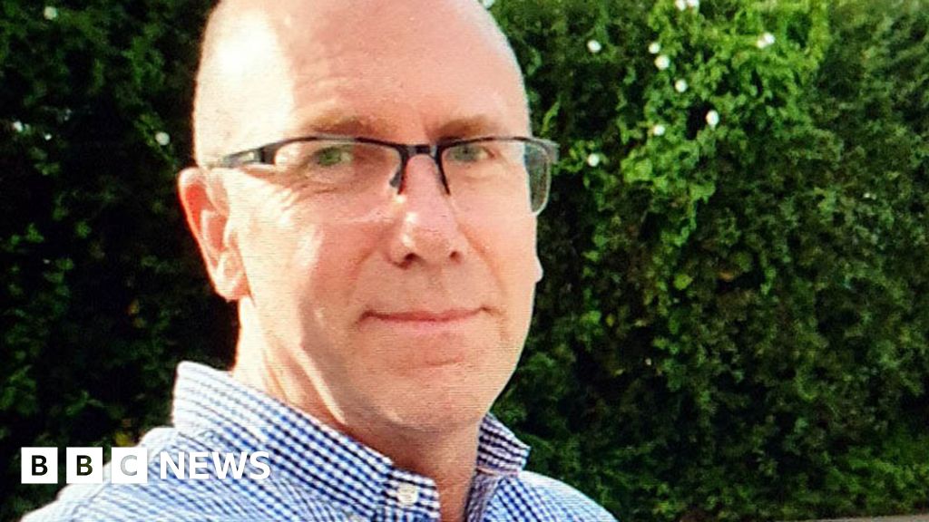 Body found in search for missing hillwalker Stuart Baillie - BBC News