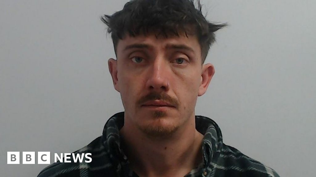 Man who snatched girl from Salford street jailed