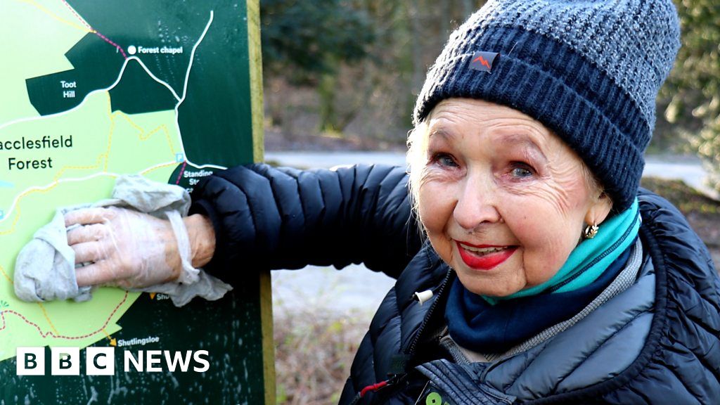 Peak District ranger: 'Cleaning signs is like washing pots'