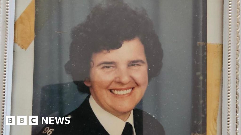 Patient of disgraced surgeon Ian Paterson not given proper mastectomy ...