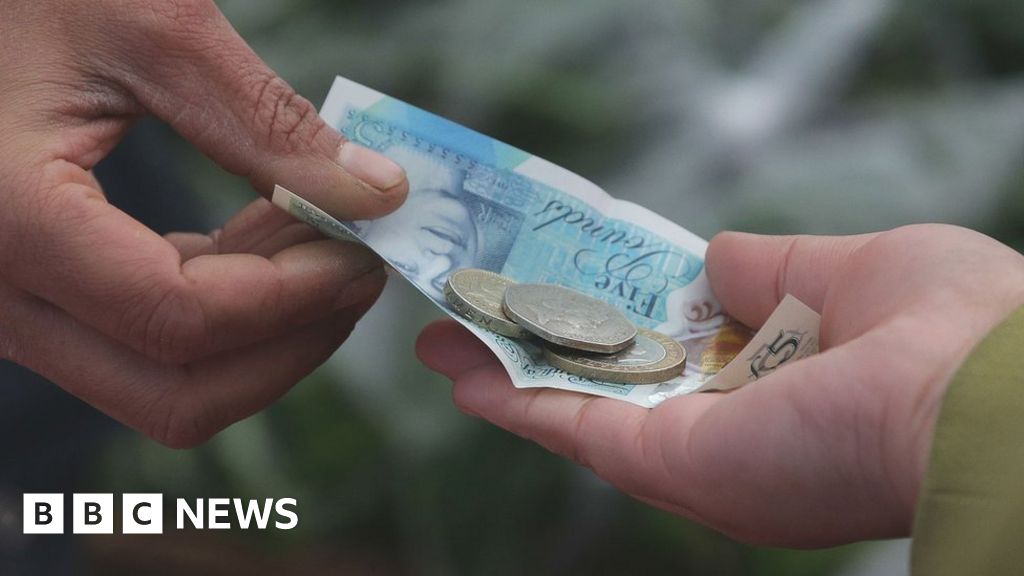 NI household spending power 'at two-year low'