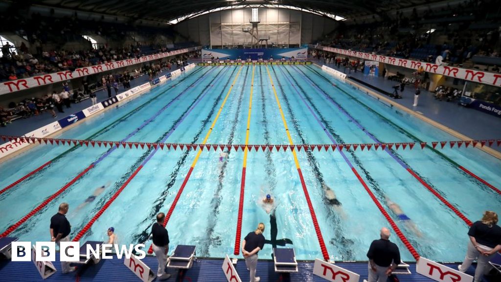 Council approves £1.6m to reopen Sheffield's Ponds Forge - BBC News