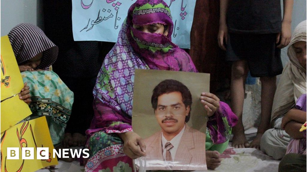 Pakistan court says schizophrenia 'not mental disorder' - BBC News