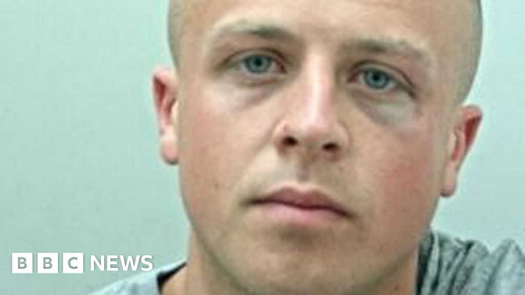 Football fan jailed for assaulting Blackburn stewards - BBC News