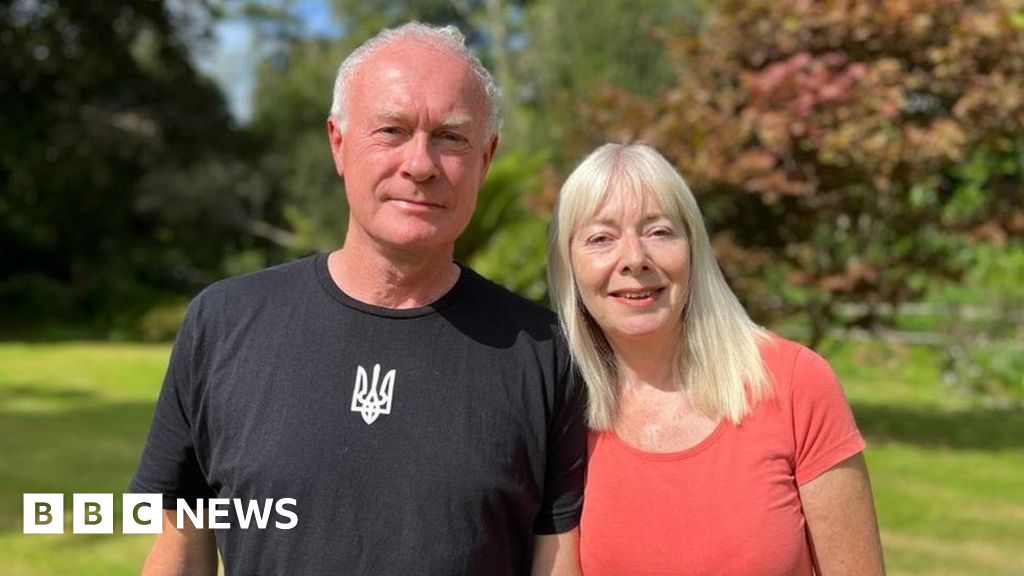 Chris Parry: Parents of killed aid worker arrive in Ukraine