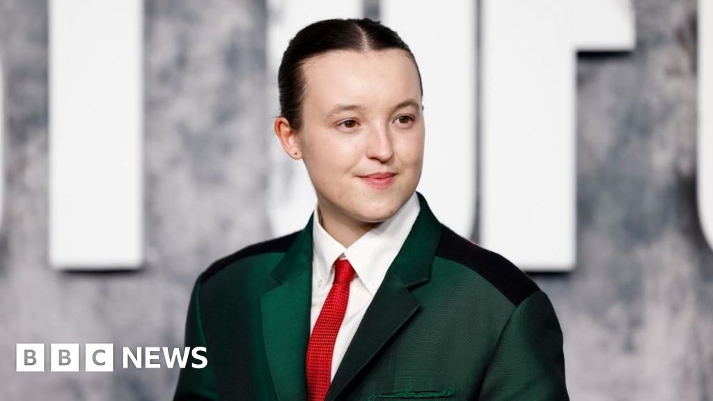 'I'm proud': The Last of Us star Bella Ramsey on autism - BBC News