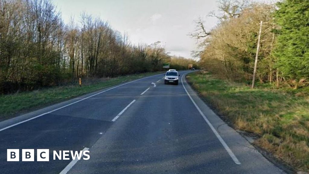 A64: Weekend resurfacing work to eastbound carriageway - BBC News