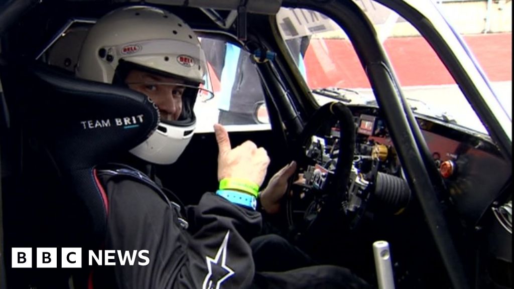 Racing driver with prosthetic leg targets Le Mans 2020 - BBC News