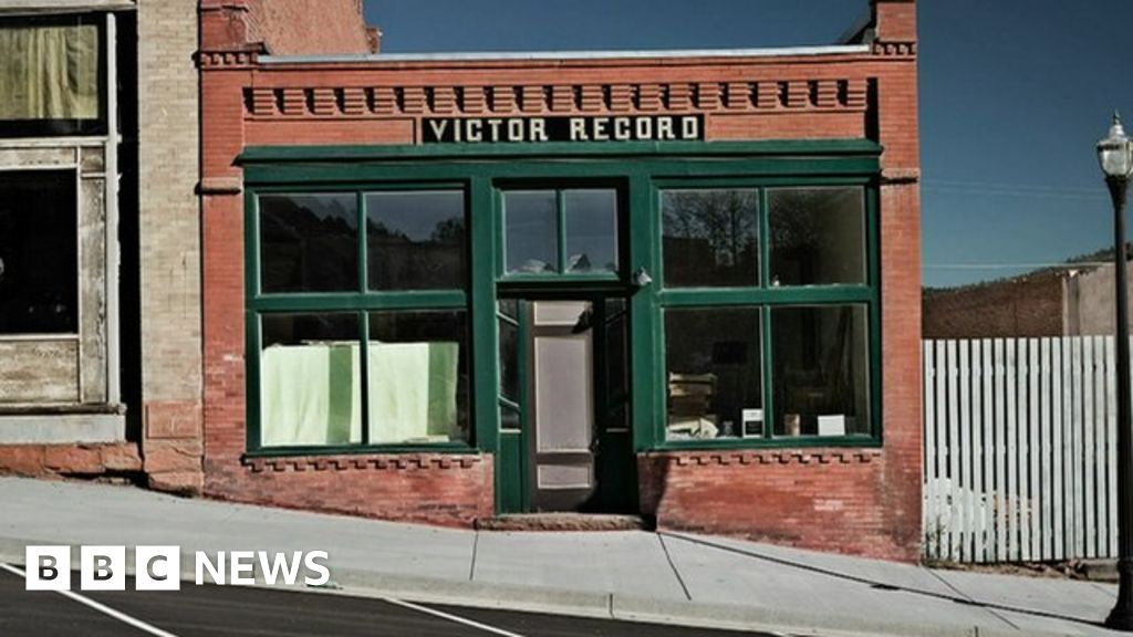 Colorado gold rush ghost town revisited - BBC News