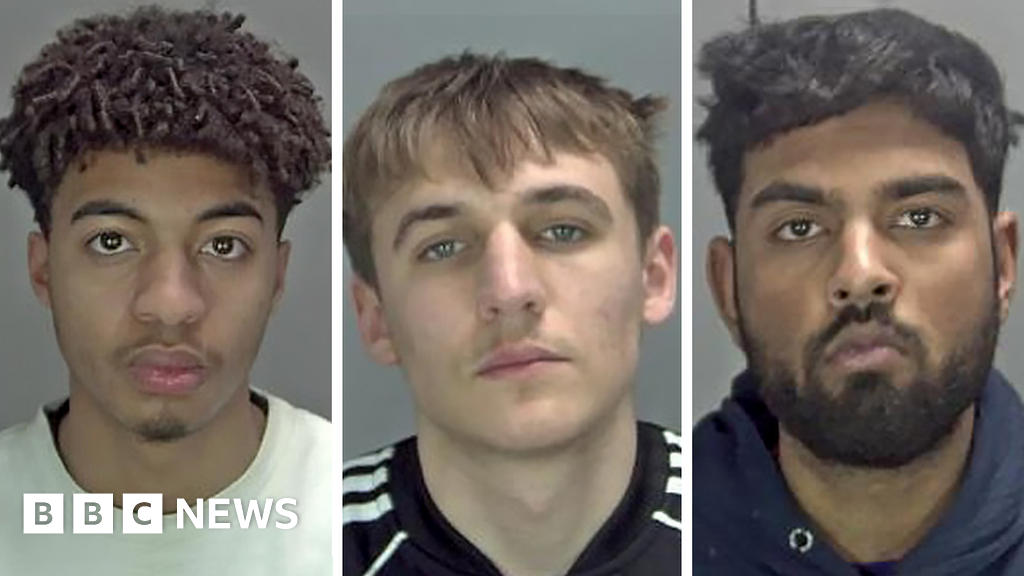 Norwich: Three sentenced for murdering Joe Dix in knife chase - BBC News