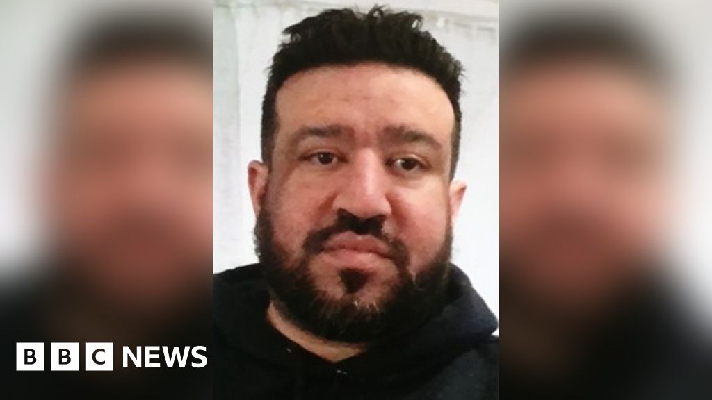 Two arrests after man struck by car in Accrington dies - BBC News