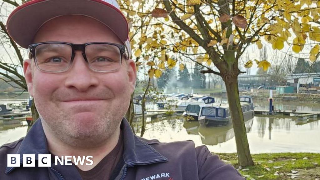 Billing Aquadrome flooding: Man volunteers to help flood victims