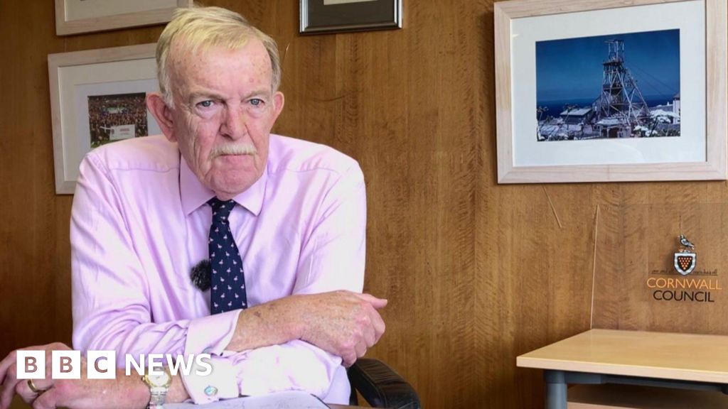 Budget good news for Cornwall Council's funding gap - BBC News