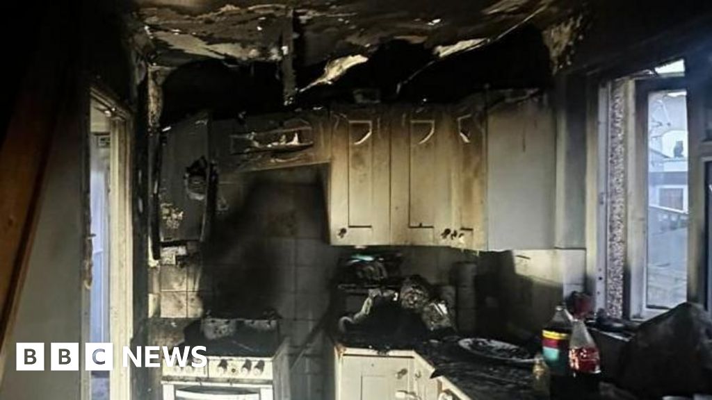 Jaywick kitchen fire after air fryer left on the hob by accident