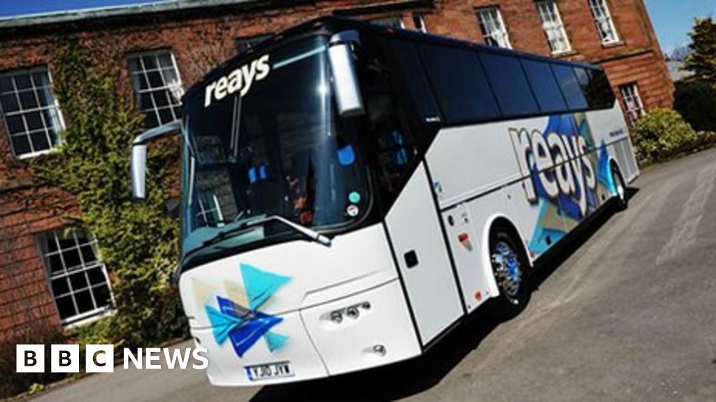 Cumbria gets government funding for first electric buses - BBC News